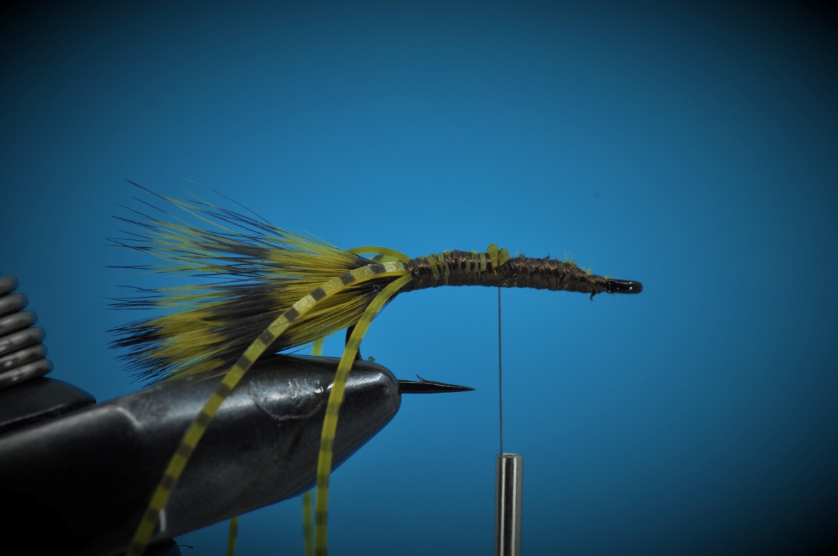Carp Bitter Fly Step-by-Step - The Fat Fingered Fly Tyer