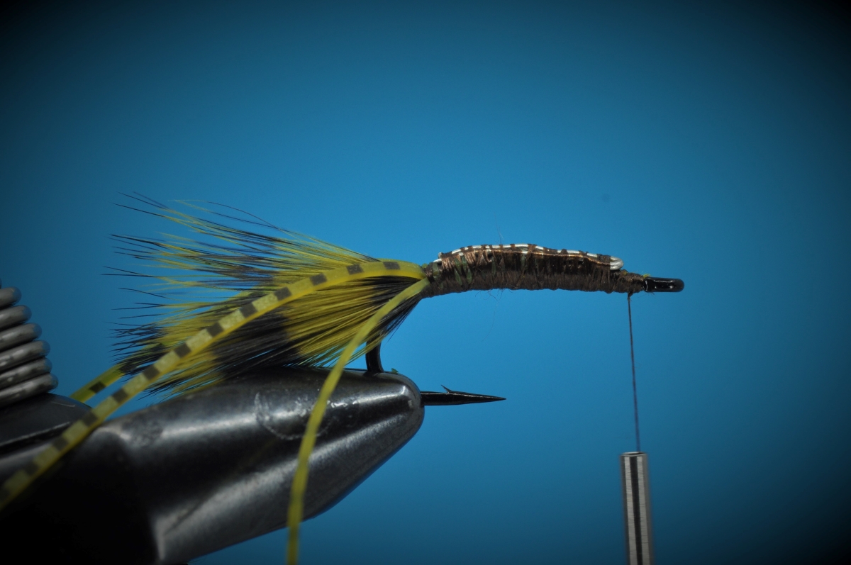 Carp Bitter Fly Step-by-Step - The Fat Fingered Fly Tyer