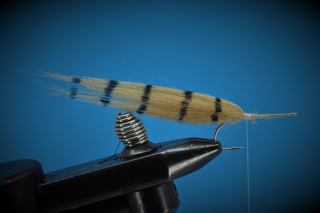 Kantner's Rivet Fly Step-by-Step - The Fat Fingered Fly Tyer